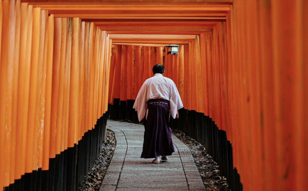 Your Simplified Guide to Japanese Personal Pronouns | OptiLingo