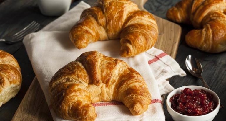 A Simple Guide to French Culture and Values | OptiLingo