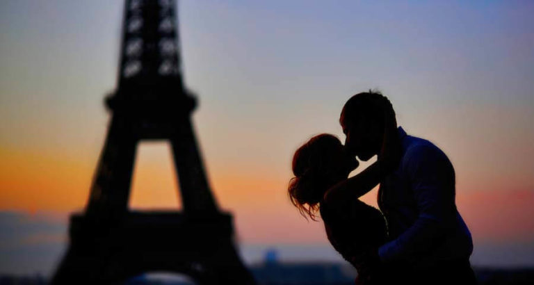 French Dating Culture and Romantic Relationships | OptiLingo
