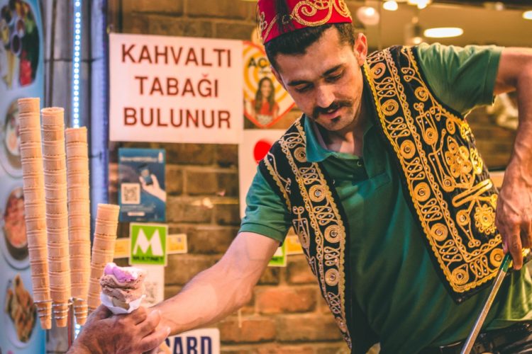 Turkish For Beginners: Your Guide on How to Learn Turkish – OptiLingo