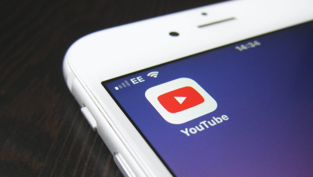 OptiLingo: Language App - 14 Best French YouTubers and Vloggers